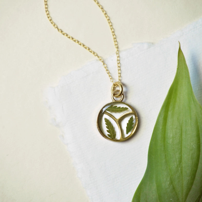 Pressed Fern Petals Necklace – The Old Farmer's Almanac Store